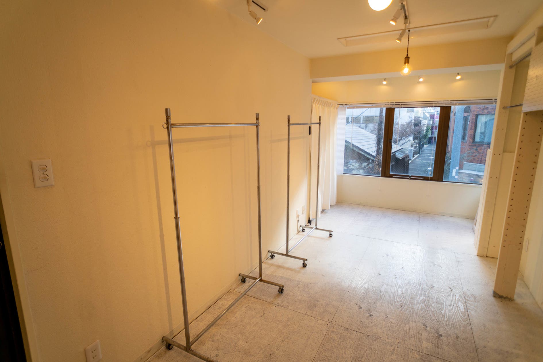 アパレル等の展示会に最適なショールームの写真14