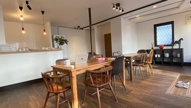 新川崎駅・鹿島田駅から徒歩3分のキッチン付きイベントスペース 撮影・パーティ・ワイン会・物販の写真1