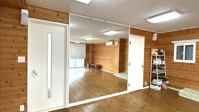 【東あずま駅徒歩1分🚃】無垢材使用の床で、ゆったり暖かい雰囲気のスタジオスペース💃自由な表現の場✨️の写真9