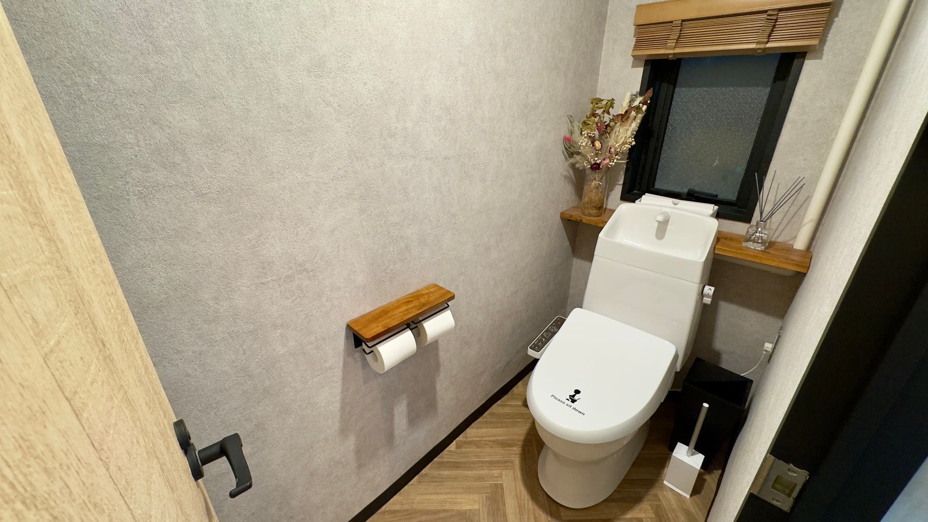 【個室ブース2】コーヒー無料☕️/高速Wi-Fi/専用コンセント/駅近5分 隠れ家カフェラウンジの写真10