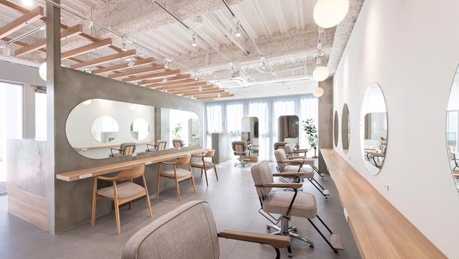 【表参道駅から徒歩5分】表参道ヒルズ裏にあるヘアサロン丸ごと貸しの写真1