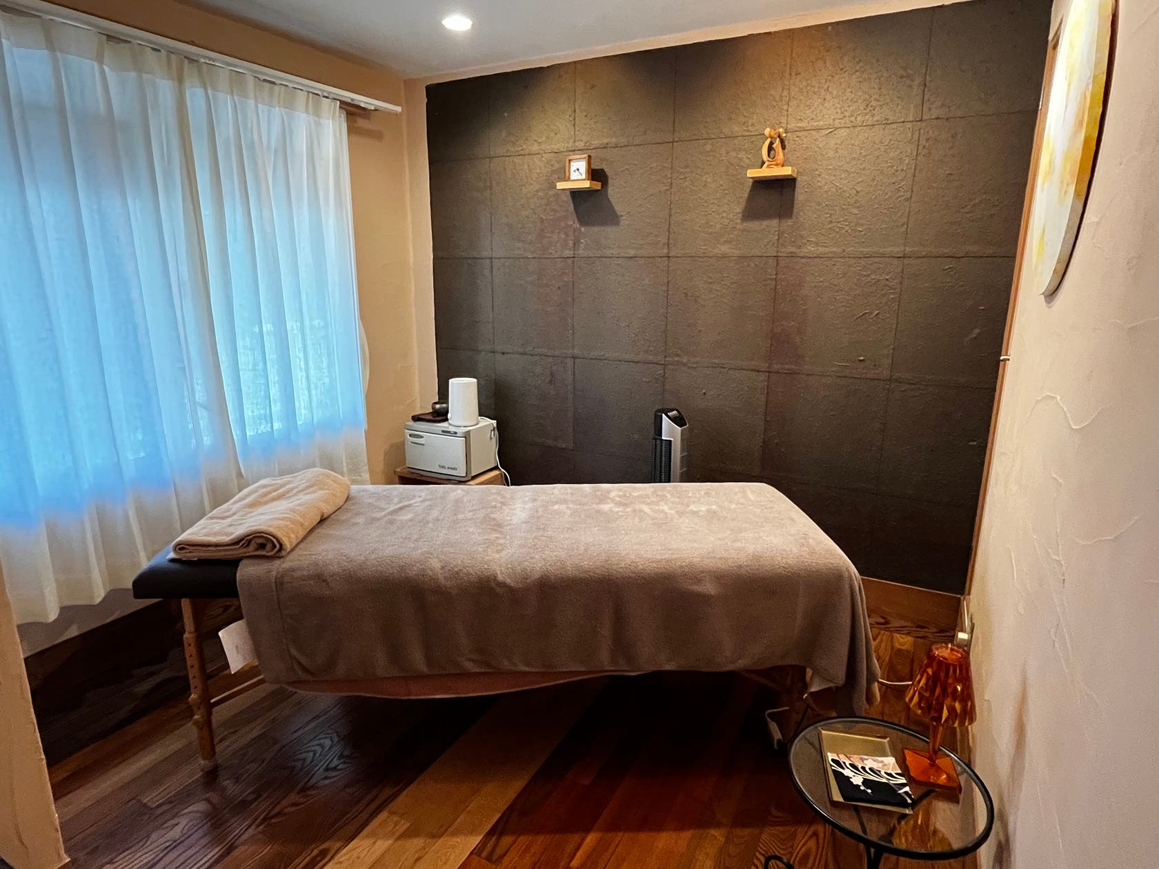 横浜「大倉山駅」駅近!　女性のみ利用可　 手前部屋　レンタルサロン✨の写真1