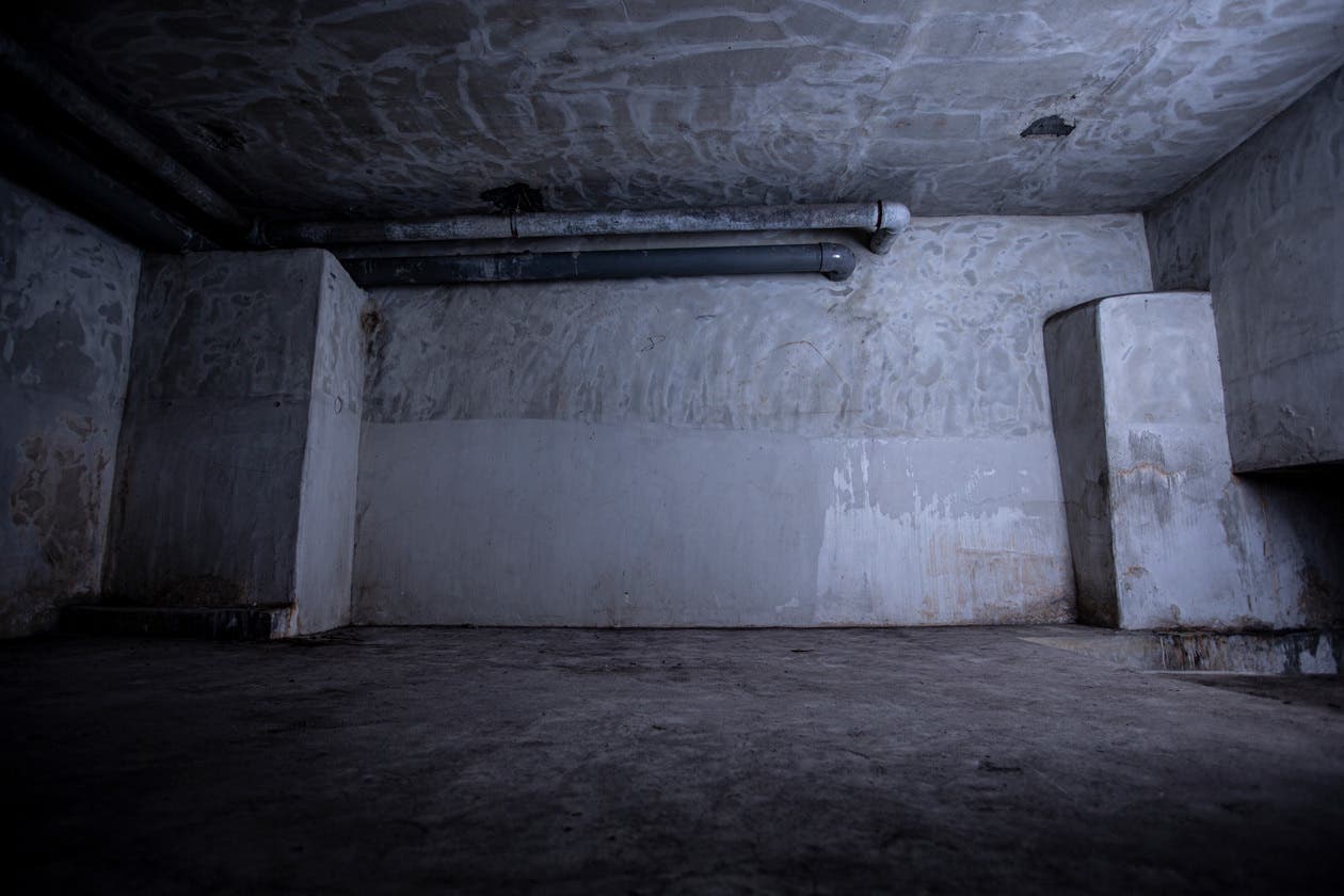 高円寺駅より徒歩4分の廃墟スタジオの写真5