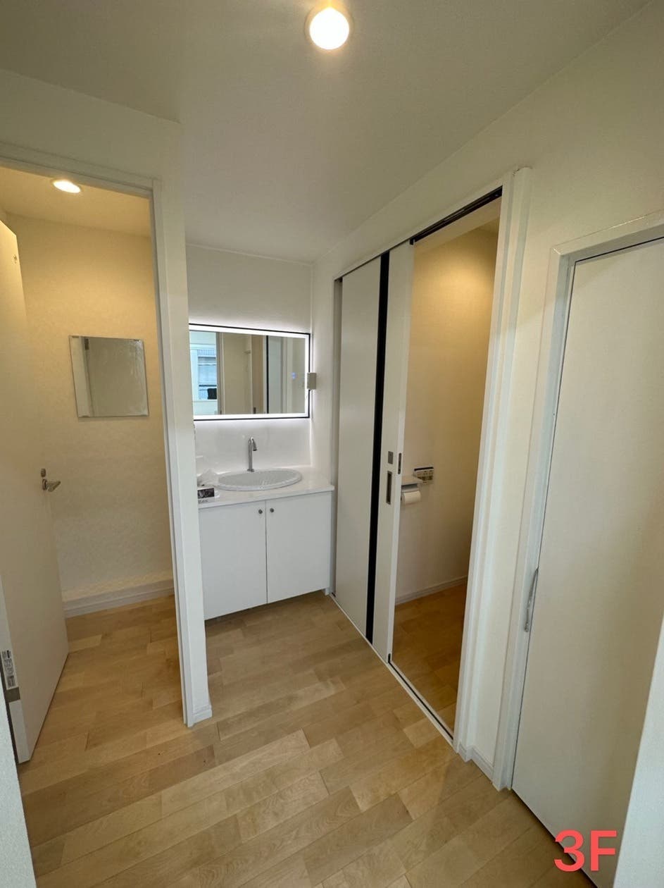 【池袋駅/東池袋駅9分】綺麗な長方形スタジオ、広々貸切利用。ヨガ・ダンスレッスン・団体練習利用おススメ！！の写真8