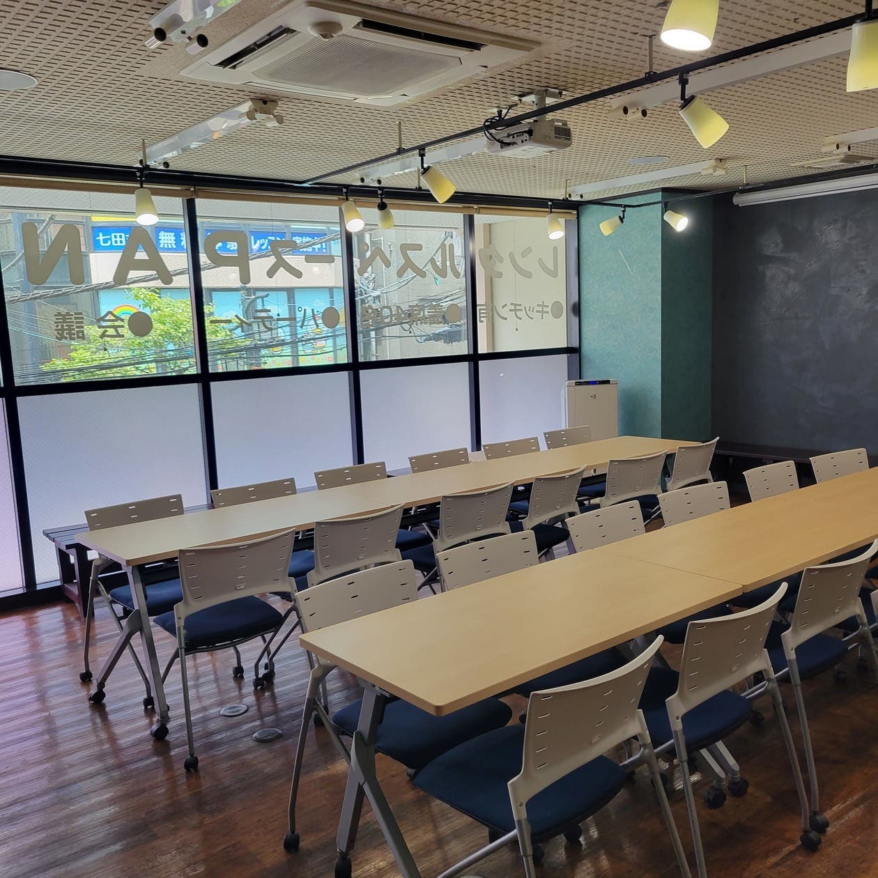 お得な料金で利用可!!南越谷/新越谷の駅から徒歩3分のキッチン付きレンタルスペース!!調理器具など多数ご用意しています。の写真12