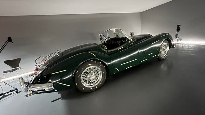 自動車、モーターサイクルの撮影に。積載車もアクセス良好です。の写真10