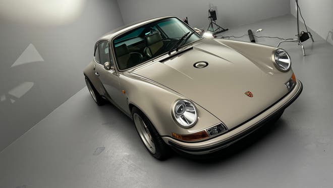 自動車、モーターサイクルの撮影に。積載車もアクセス良好です。の写真9