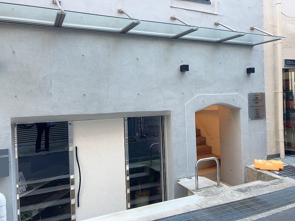 【JR元町駅徒歩1分🚶】 秘密基地感満載メゾネット下/お仕事や自分時間に🌟/喫煙スペース有/高速WIFI📶/332号室の写真5