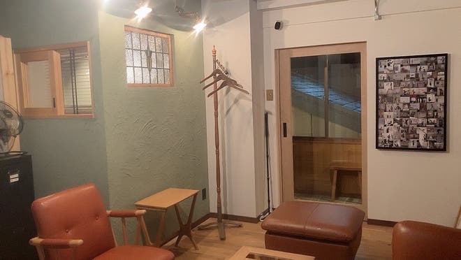 【JR元町駅徒歩1分🚶】 鍵付きプチ防音個室/🌟zoomやオンライン面談に🌟/喫煙スペース有/高速WIFI📶/電源🔌/325号室の写真14