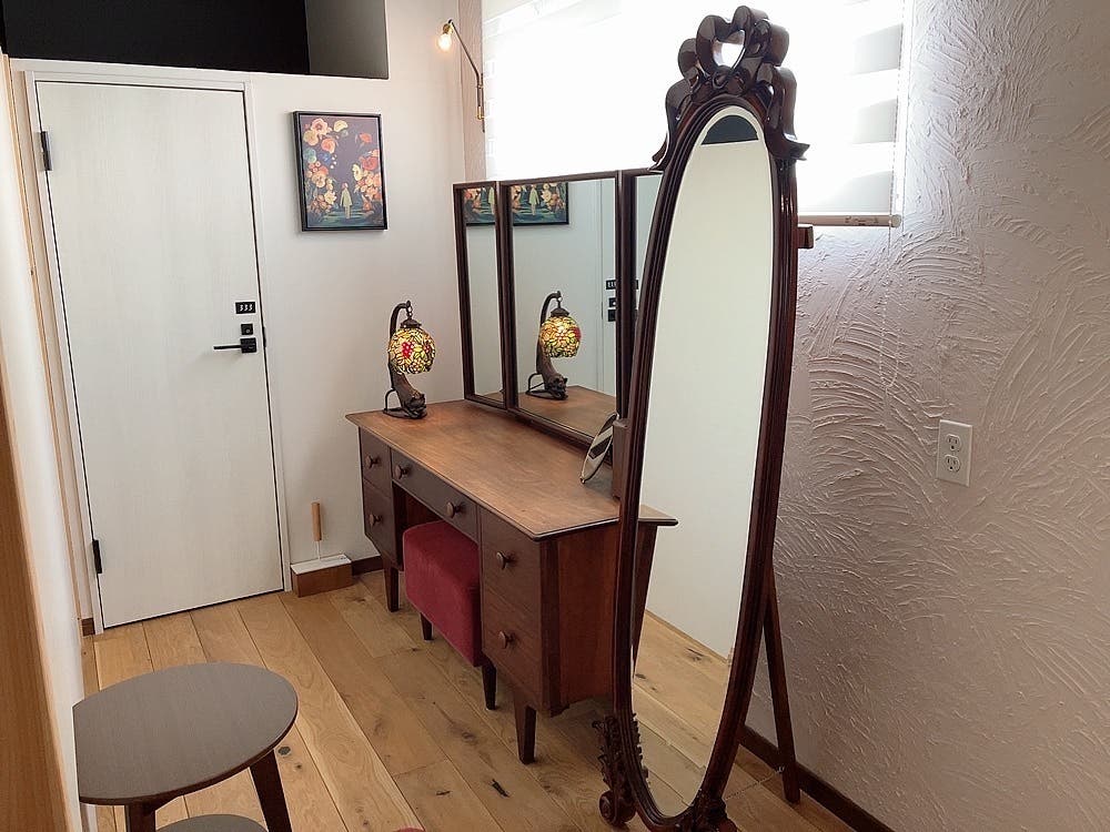 【JR元町駅徒歩1分🚶】 鍵付きプチ防音個室/🌟zoomやオンライン面談に🌟/喫煙スペース有/高速WIFI📶/電源🔌/325号室の写真17