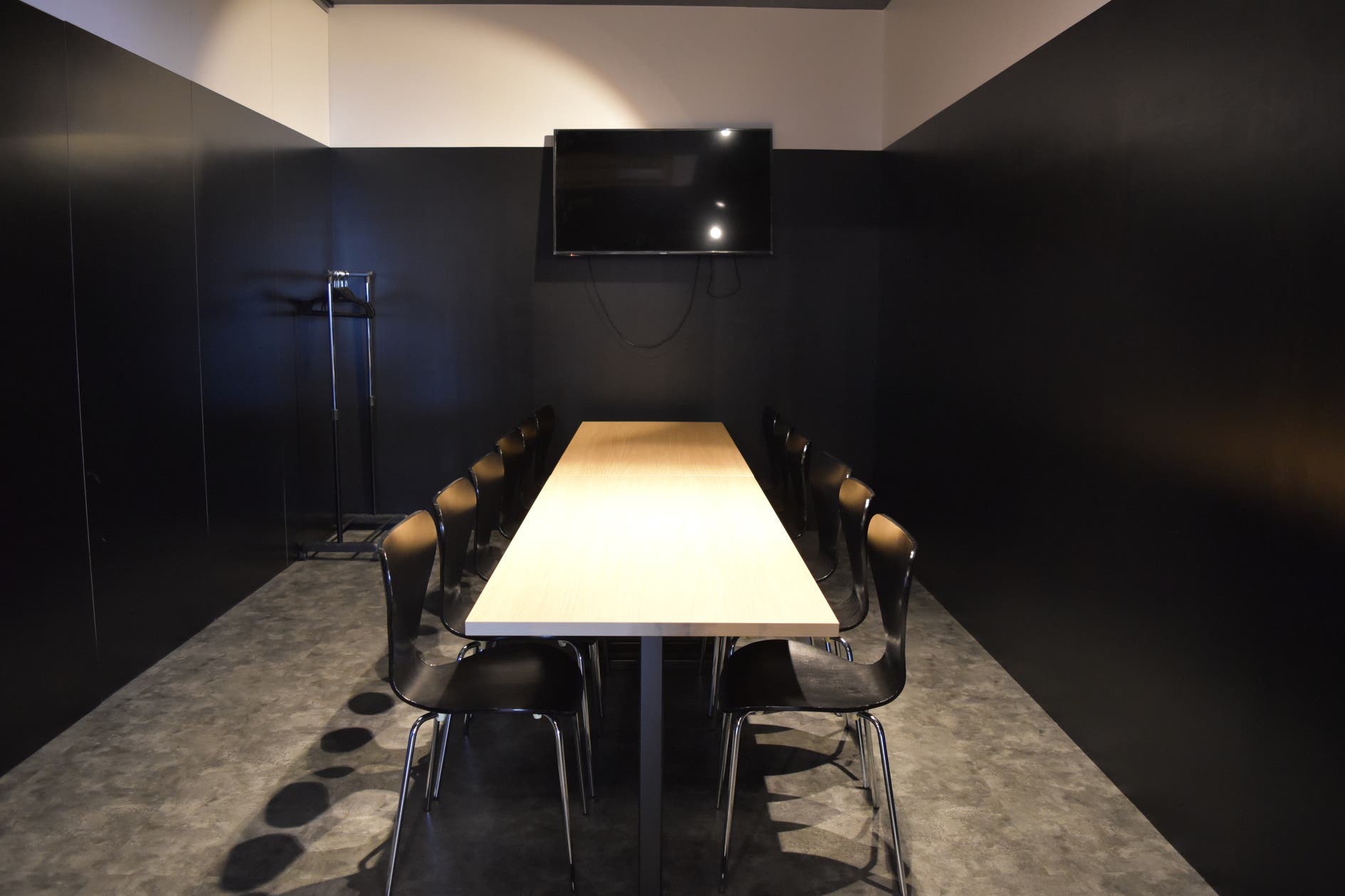 熱狂とつながりが生まれる、最大300名収容の多目的レンタルスペースの写真6