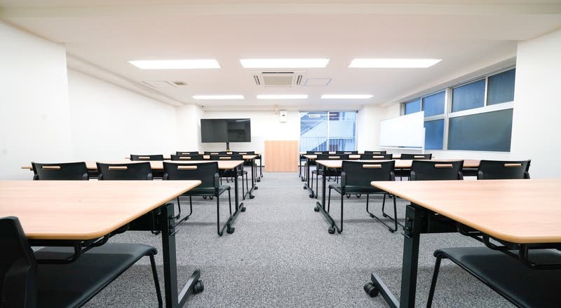 渋谷駅徒歩3分！宮益坂沿いに位置する貸会議室(5F-B)