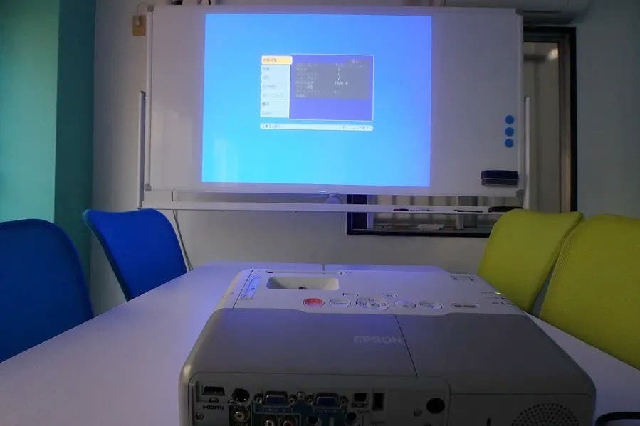 梅田北、中津駅すぐ！無料WiFi/プロジェクター/白板・黒板♪２４時間利用可な格安会議室の写真19