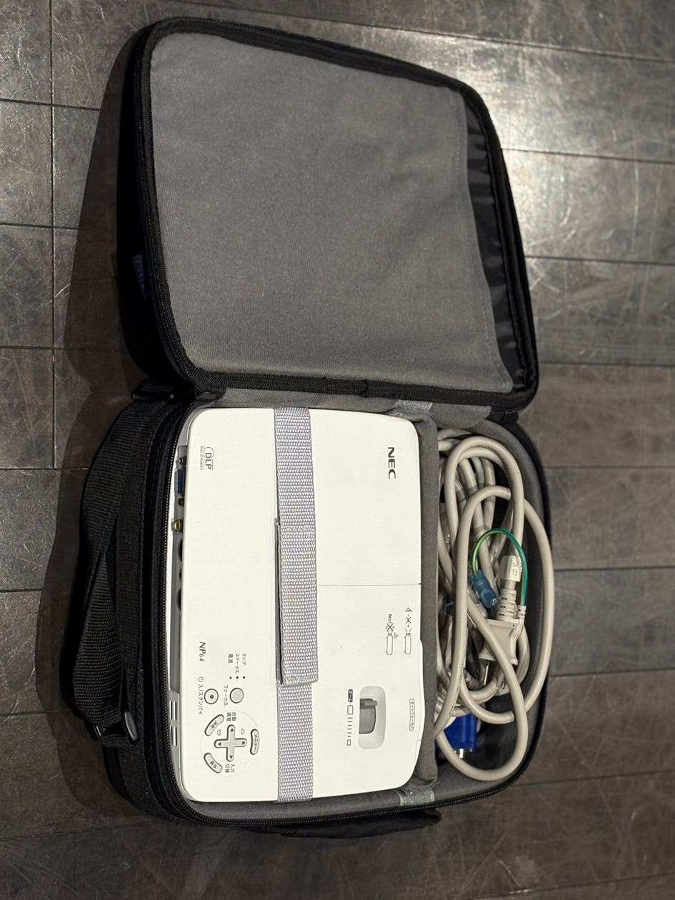 プロジェクターの画像2