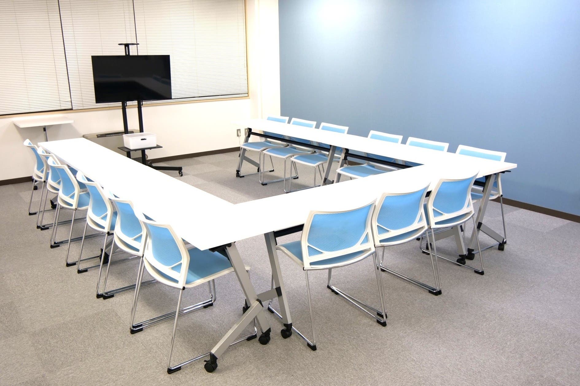 【開店記念セール！】麻生で会議するならココ！大人数OK/駅徒歩1分/当日予約可能/モニター完備の写真5