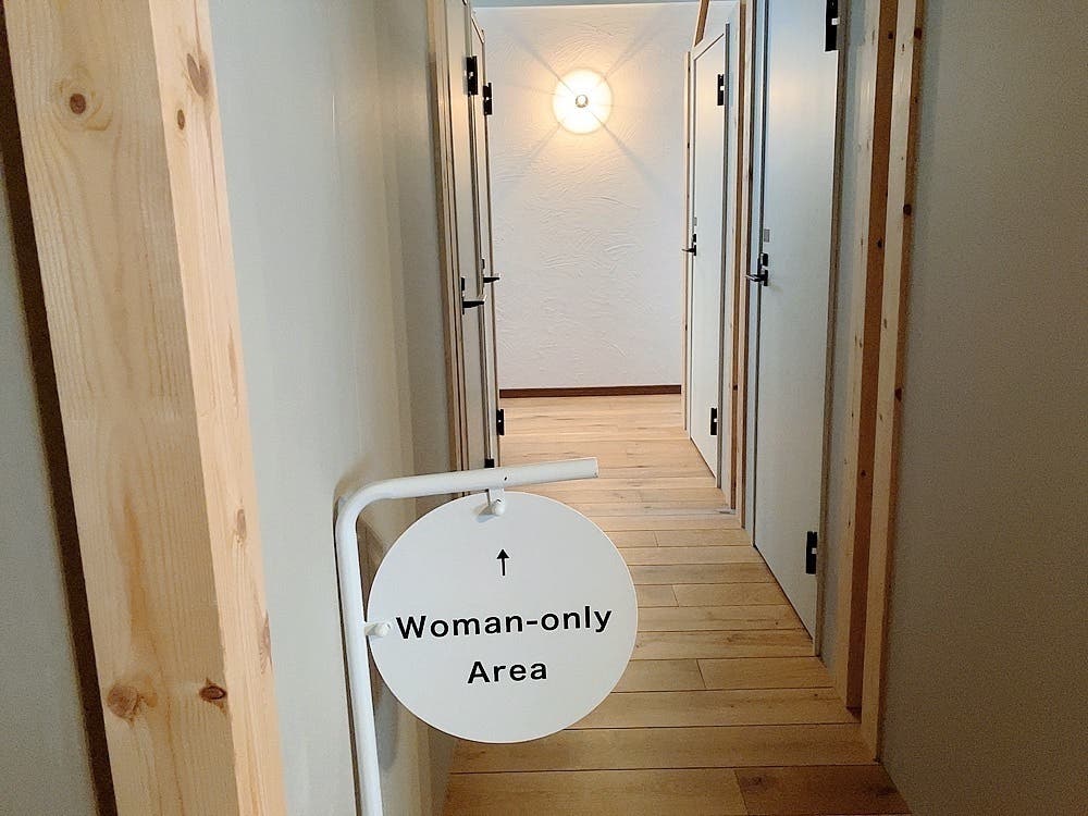 【JR元町駅徒歩1分🚶】 秘密基地感満載メゾネット下/お仕事や自分時間に🌟/喫煙スペース有/高速WIFI📶/332号室の写真17