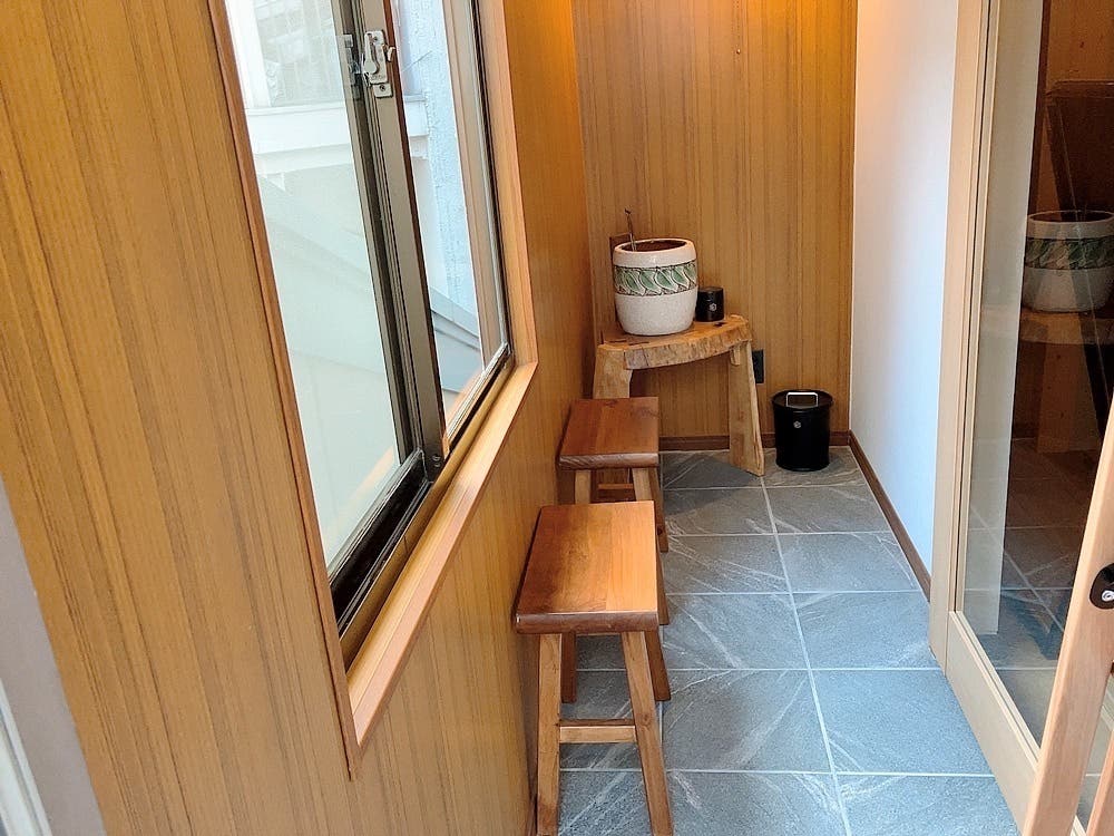 【JR元町駅徒歩1分🚶】鍵付き個室/ミニプロジェクターあり📽️/作業やお仕事に/喫煙スペース有/高速WIFI📶/327号室の写真17