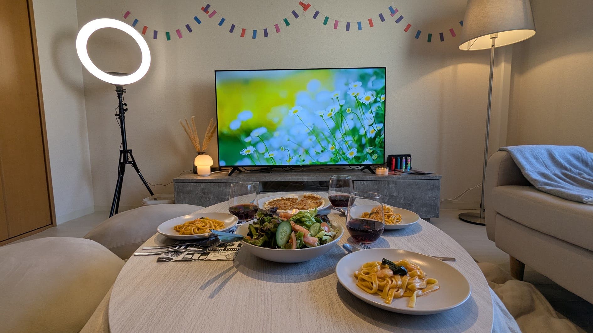 🎀四条烏丸すぐ🎀ぬくぬくコタツ🍲ふわふわソファで女子会⭐️おうちデート💛あなたの特別なプライベート空間🏠の写真9