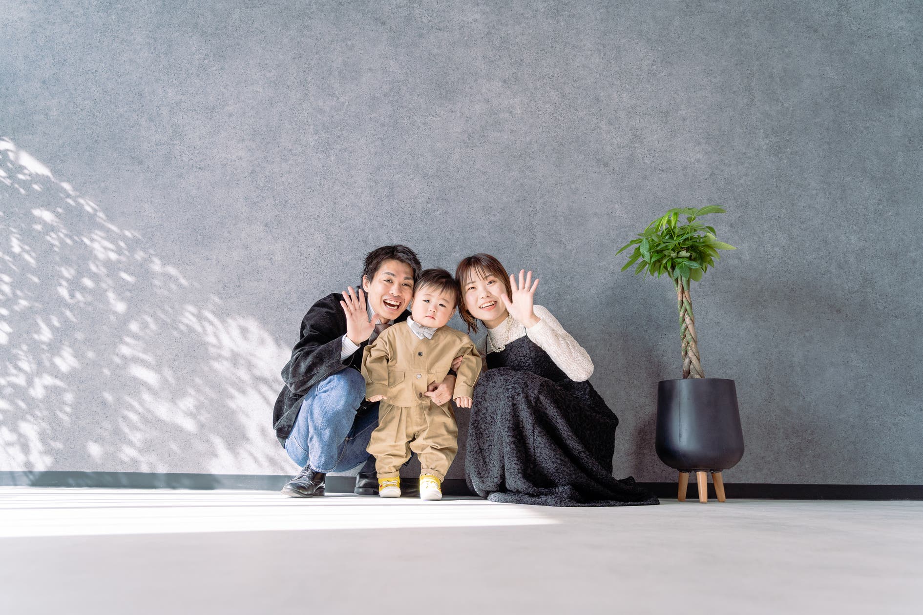 【無料駐車場付きペット可撮影スタジオ】大きな窓/自然光/モルタル調ホリゾント壁/家族写真・MV撮影・ポートレート・撮影会の写真10