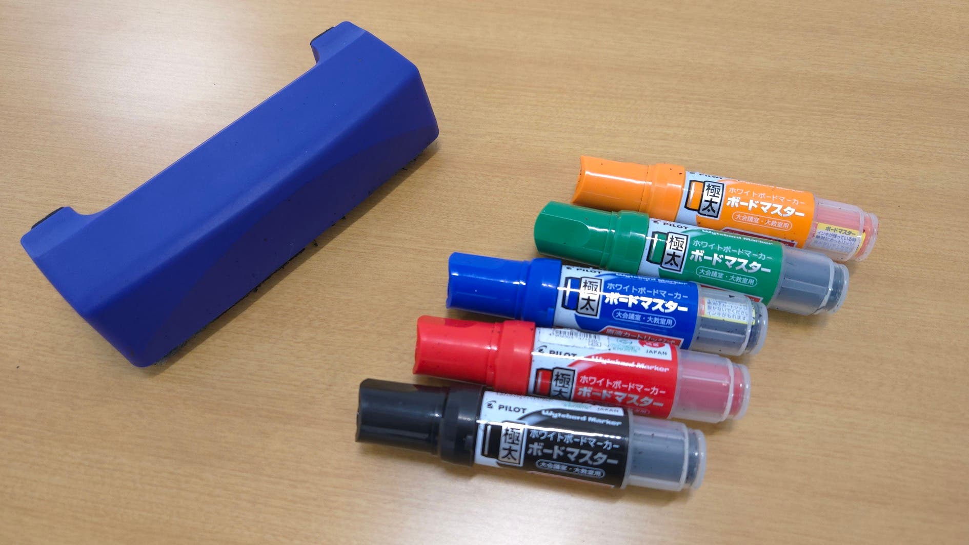 JR有楽町駅徒歩30秒｜撮影～編集まで完結｜Udemy・YouTube・インタビュー｜プロ仕様機材完備｜防音｜映像スタジオの写真5