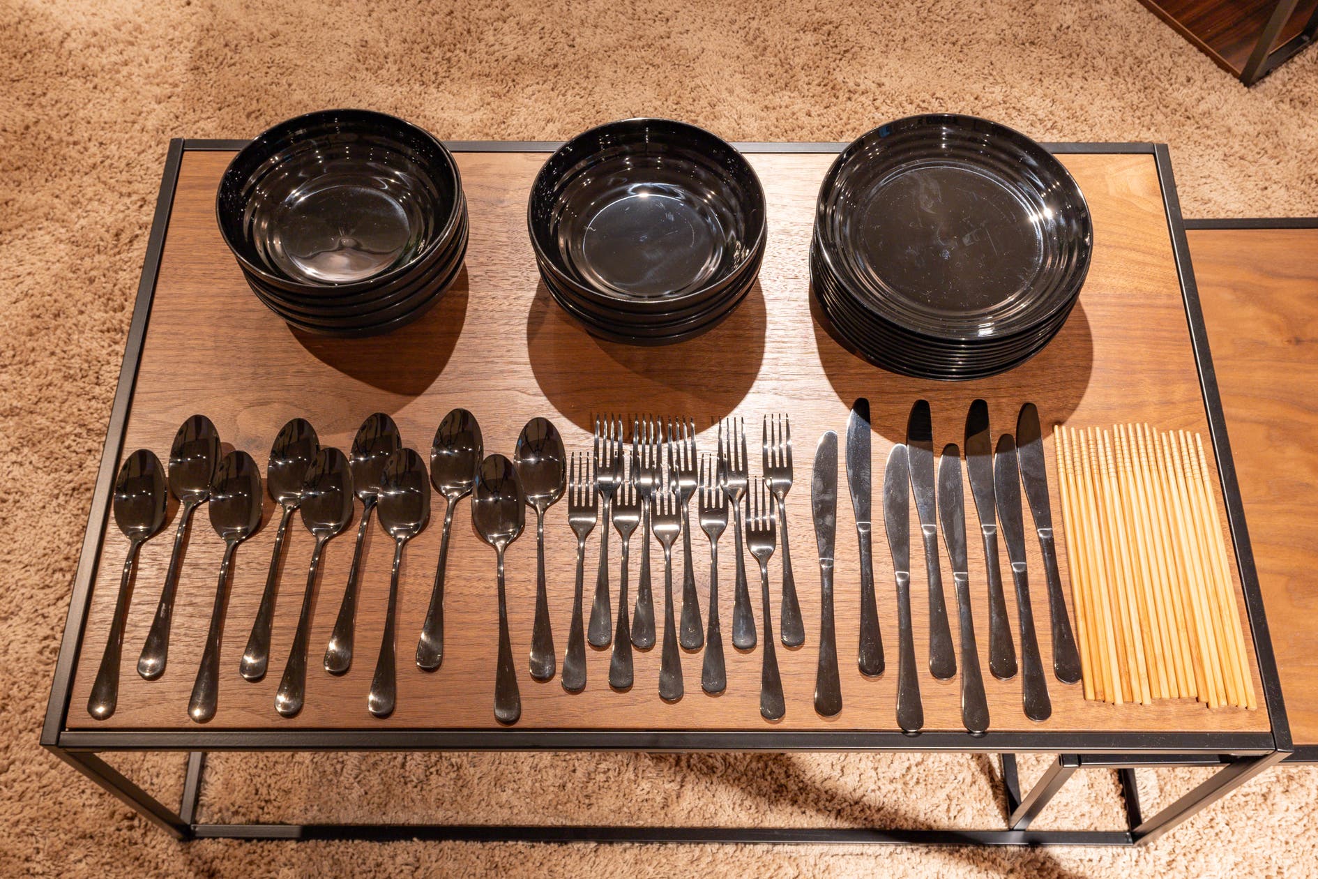 【🎄クリスマス＆忘年会🎅】谷町九丁目駅すぐ/最大２２名⭐️広々したお部屋に最高級ソファを使用⭐️の写真16