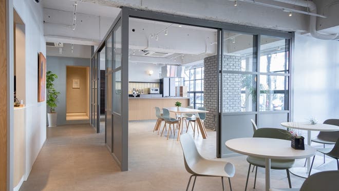 今池駅徒歩3分・千種駅徒歩6分 広々としたハイセンスでありながら、お子様連れにも優しい行き届いた設備の写真1