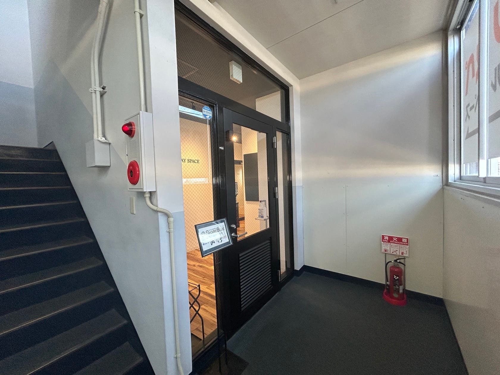 ■PSブース④：【🎮一宮の隠れ家的eスポーツカフェ☕10G回線＆ゲーミングPCで勝利を掴め！ 🏆】🥤飲み放題✨6席限定の写真6