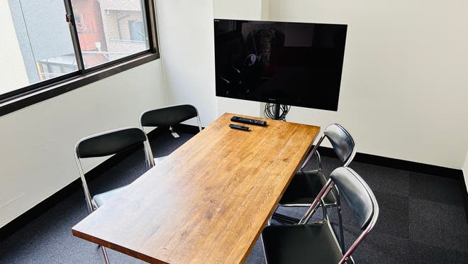 【大学至近👌】集中作業・面接面談・勉強会に🎧大きなデスクと快適ソファ✨中規模会議にも!の写真2