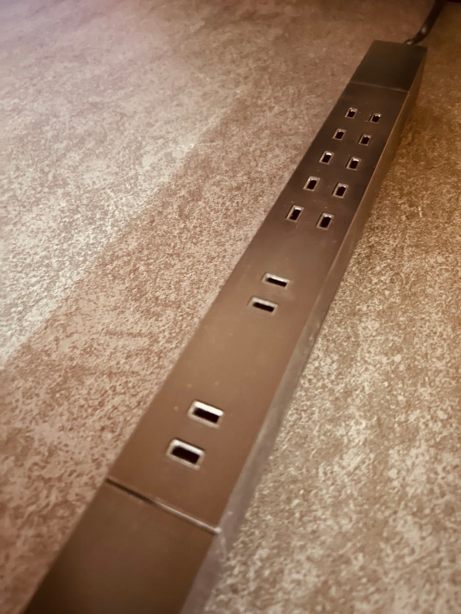 【大学至近👌】集中作業・面接面談・勉強会に🎧大きなデスクと快適ソファ✨中規模会議にも！の写真7