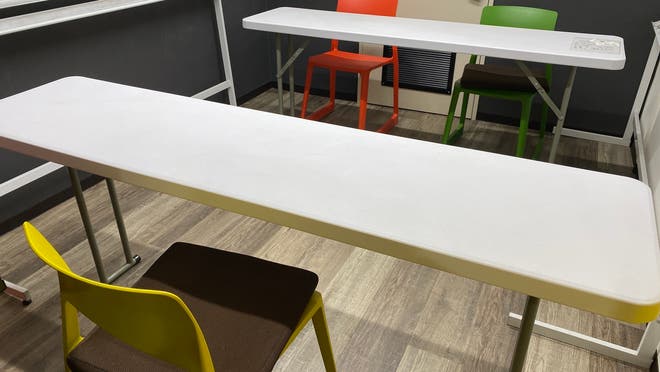 トップホスト【黄色扉の部屋】仙台駅徒歩5分!17㎡の自由な空間!WSやリモートワークの写真10