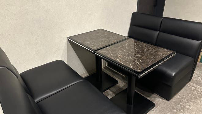 2000円で貸切【BAR貸切】大阪ミナミ★【持ち込み自由】【カラオケあり】の写真4