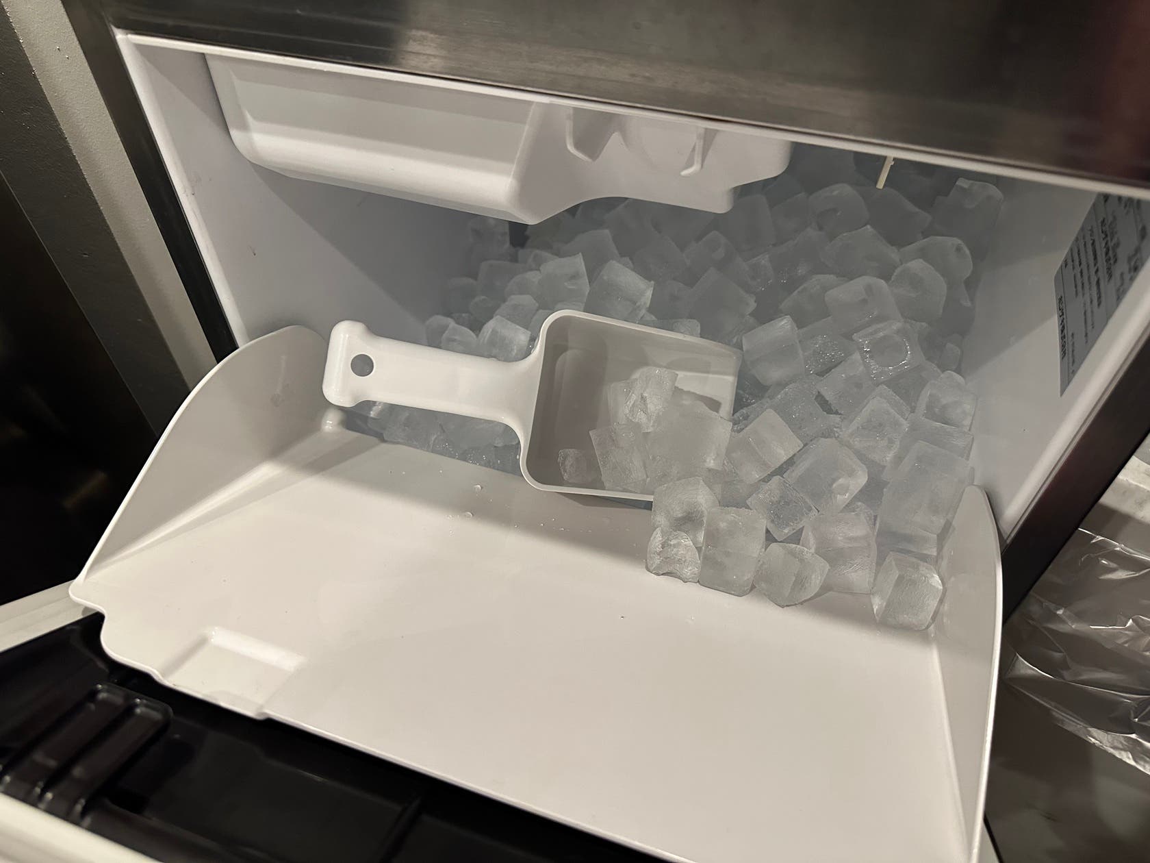 2000円で貸切【BAR貸切】大阪ミナミ★【持ち込み自由】【カラオケあり】の写真7