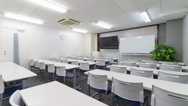 【名古屋駅E4出口徒歩3分!40名利用可】65型モニター・10Gbps光回線・WiFi無料!ふれあい貸し会議室 名古屋No136の写真3