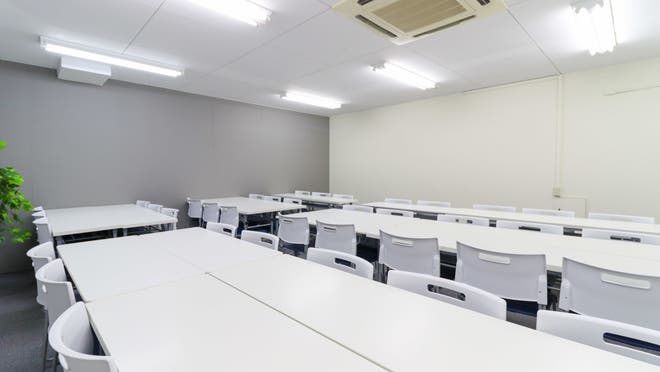 【名古屋駅E4出口徒歩3分!40名利用可】65型モニター・10Gbps光回線・WiFi無料!ふれあい貸し会議室 名古屋No136の写真10