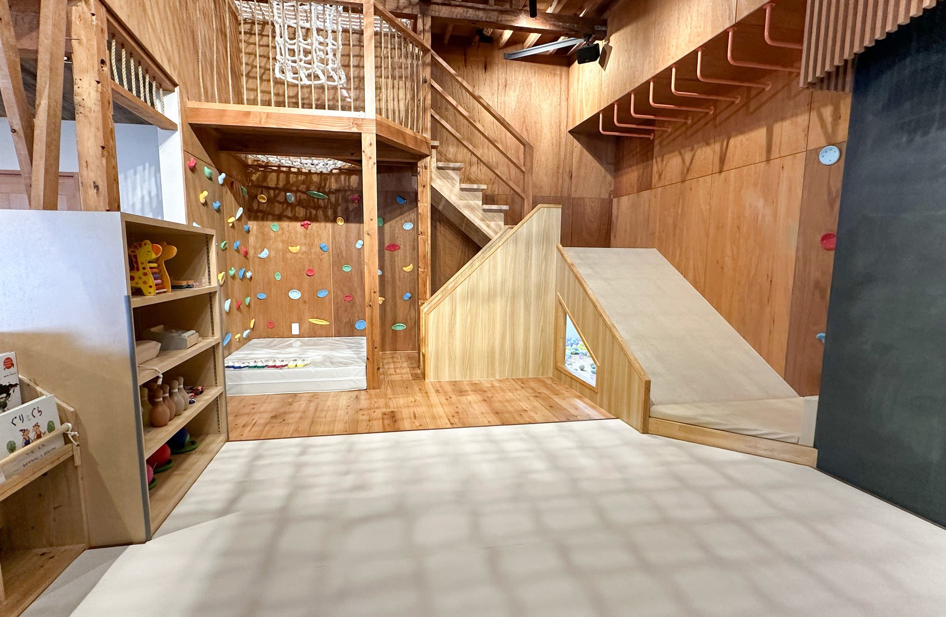 【🌲Xmas装飾🎅市原】駐車場7台有🚗大人数向け🌸一軒家の古民家をリノベ/広々キッズルーム🐥/ゴミ捨て無料の写真4