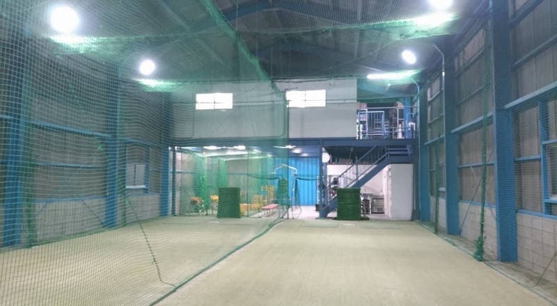 愛知県一宮市にある全天候型バッティング施設