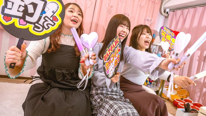 【女子会🎀推し会💖誕生日会🎂に最適】立地抜群@アメ村三角公園前🌲関西最大級の75㌅4KTV📺プライベートシアター🎞️515の写真5