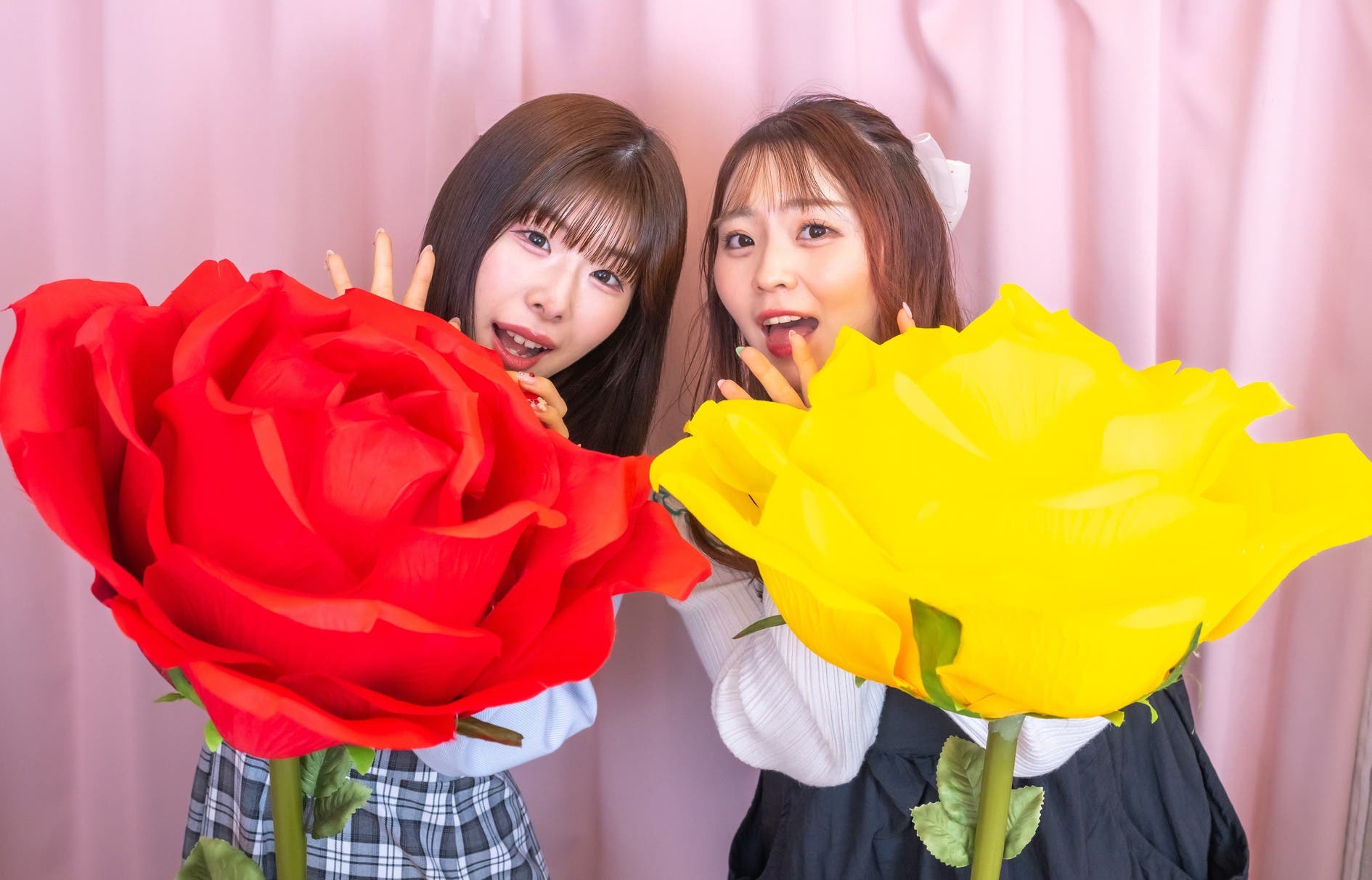 【女子会🎀推し会💖誕生日会🎂に最適】立地抜群@アメ村三角公園前🌲関西最大級の75㌅4KTV📺プライベートシアター🎞️515の写真21