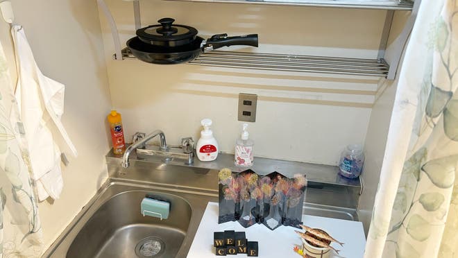 【女子会🎀推し会💖誕生日会🎂に最適】立地抜群@アメ村三角公園前🌲関西最大級の75㌅4KTV📺プライベートシアター🎞️515の写真26