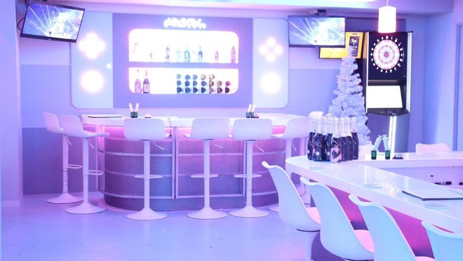 新宿/歌舞伎町 サイバー近未来撮影スタジオの写真1