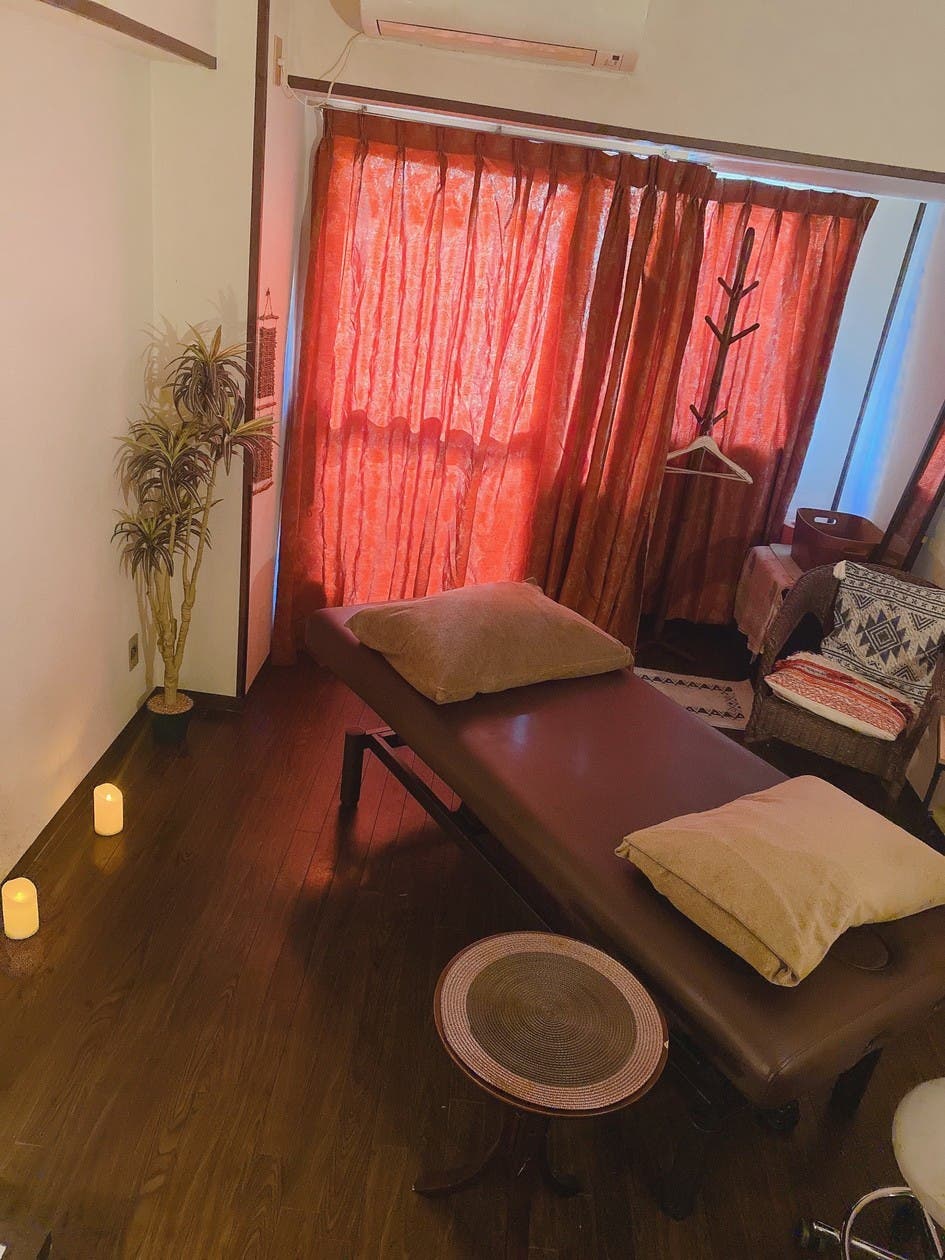 夕方からは1時間1,100円！！【池袋駅5分】電動ベッド・備品多数・完全個室・セラピー・マッサージ・ヒーリングなどにピッタリ空間の写真29