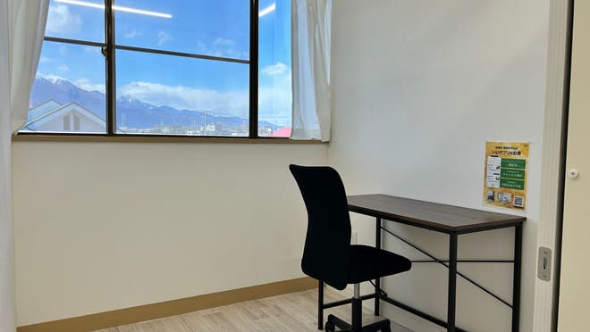 【甲斐竜王 by シェアオフィスBee】1名様にてご利用可能!【個室E】部屋の写真1