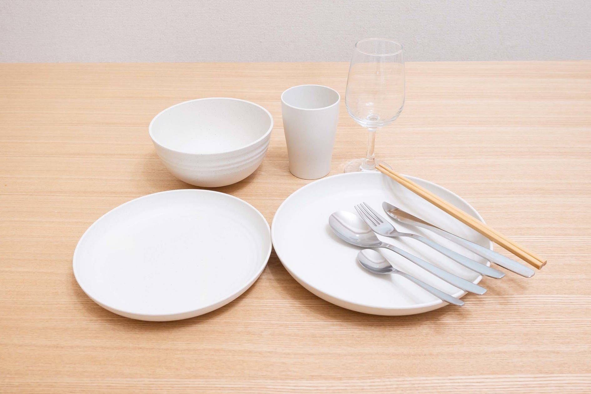 🎬【関内駅徒歩1分】100インチプロジェクター＆大画面TV🎮ゲーム5種🎲ボドゲ10種/たこパOK🍳女子会/誕生日会に最適の写真18