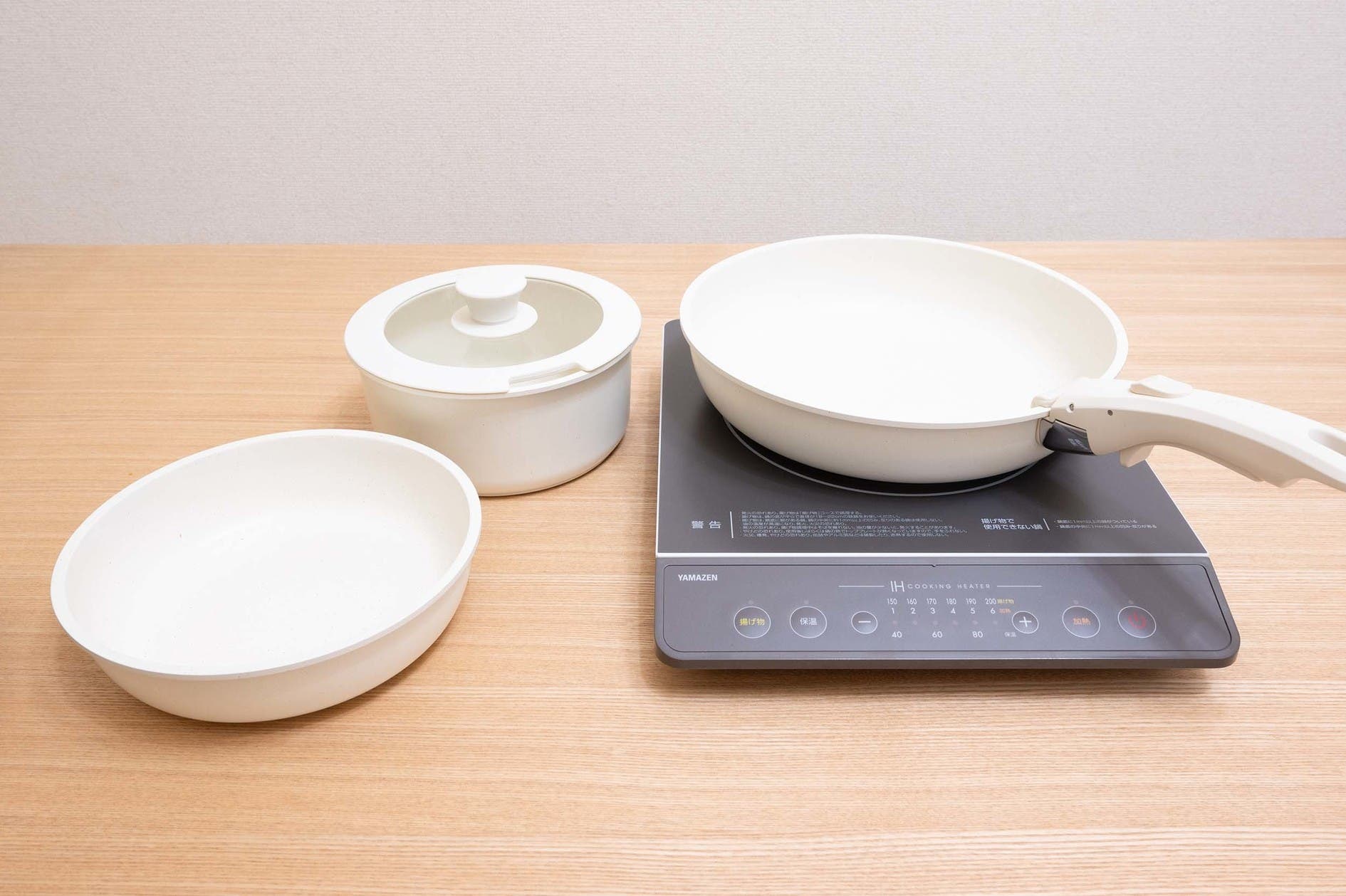 🎬【関内駅徒歩1分】100インチプロジェクター＆大画面TV🎮ゲーム5種🎲ボドゲ10種/たこパOK🍳女子会/誕生日会に最適の写真19