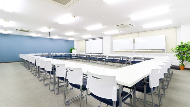 【JR博多駅東5出口徒歩15秒!筑紫口徒歩1分!105名利用可】プロジェクター・WiFi無料!ふれあい貸し会議室 博多No126の写真11