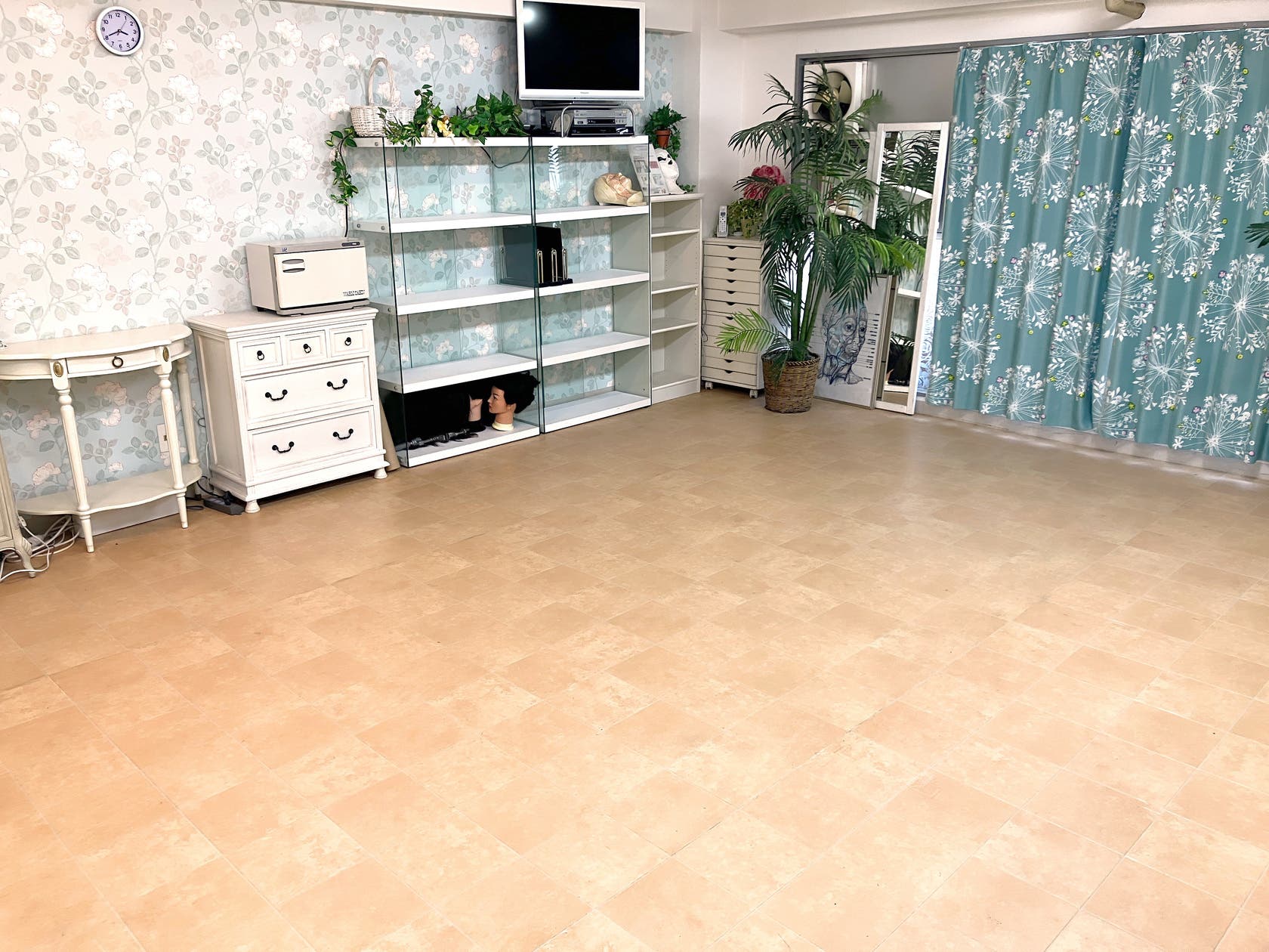 【高円寺駅徒歩３分】フォトウエディングのメイク、ウエディングヘアメイクリハーサル、フェイシャルエステ、ヨガ、動画撮影などに最適の写真6