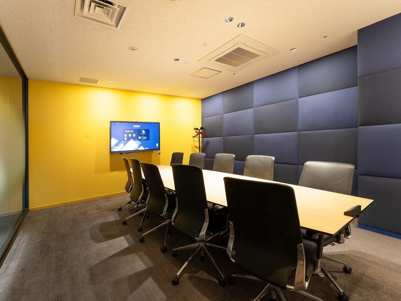  【江戸堀センタービル】肥後橋駅徒歩7分！カフェに併設10名様用会議室の写真2