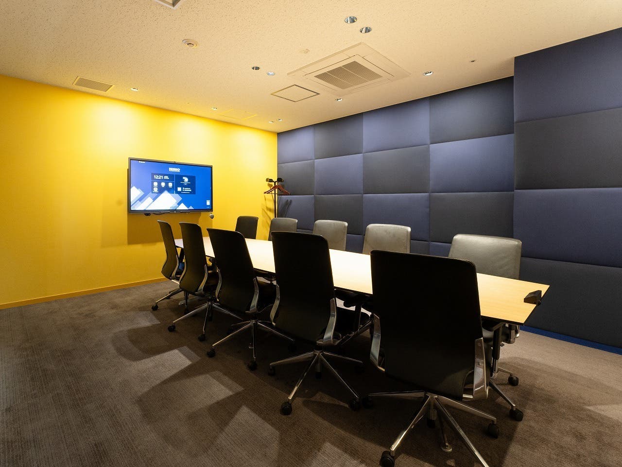  【江戸堀センタービル】肥後橋駅徒歩7分！カフェに併設10名様用会議室の写真3