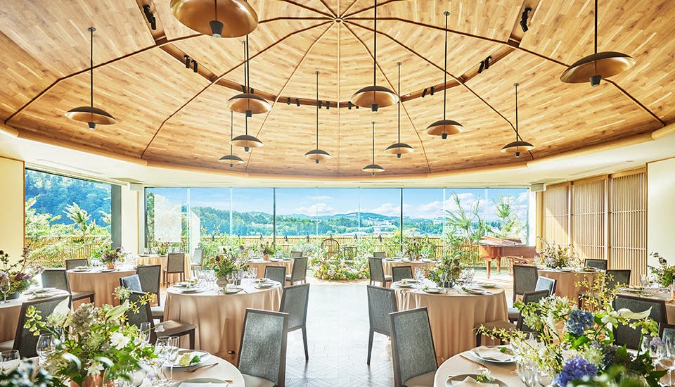 【青龍荘】ダイニングの写真1