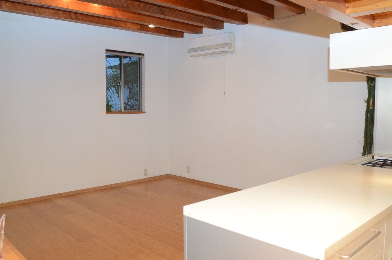 広々としたキッチンスペース！シンプル＆オシャレなお部屋でパーティーや撮影はいかがでしょうか？　の写真5